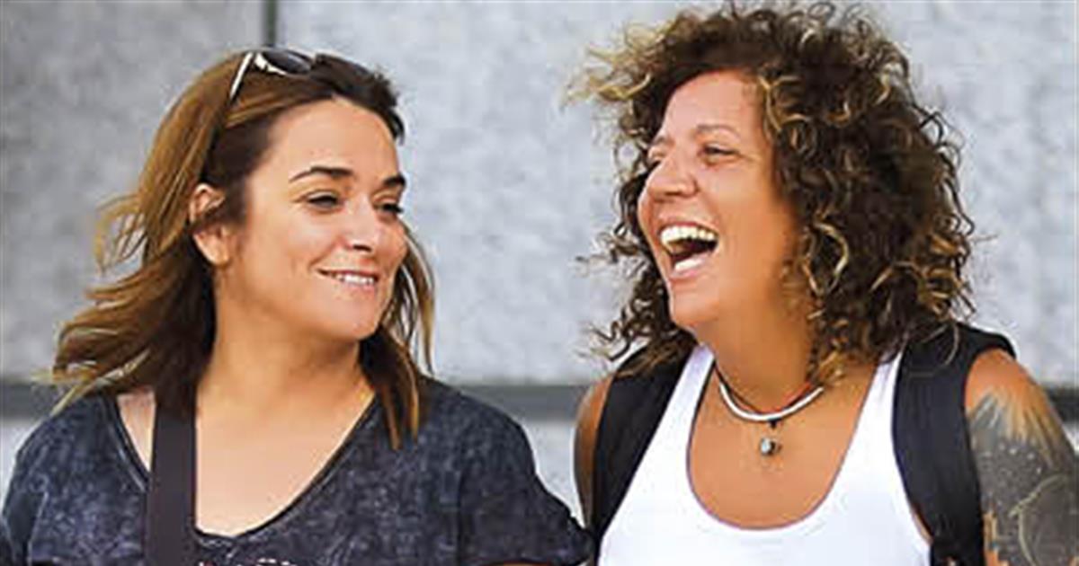 Toñi Moreno y Rosana, primeras fotos de la pareja tras conocerse su embarazo