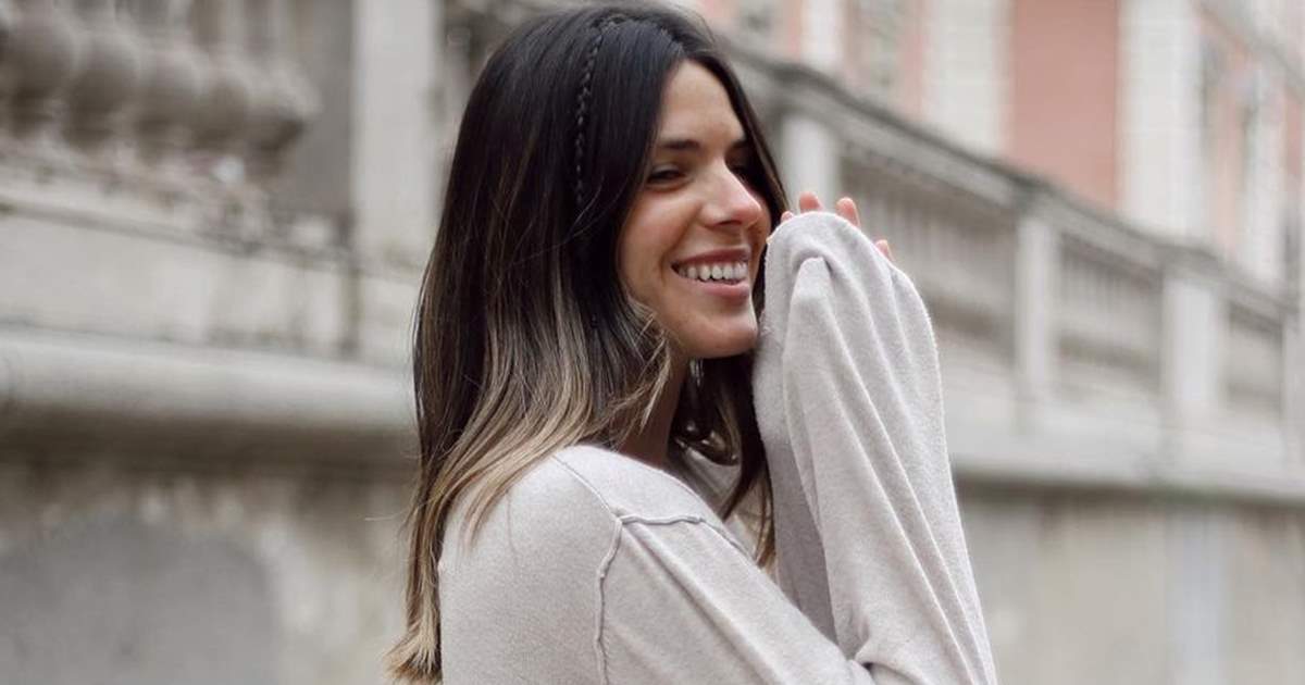 Laura Matamoros copia a Letizia y convierte un mantón de Manila en falda