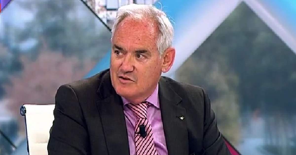 El doctor Cabrera reaparece en 'Espejo Público' tras la trágica muerte de su mujer y revela cómo ...