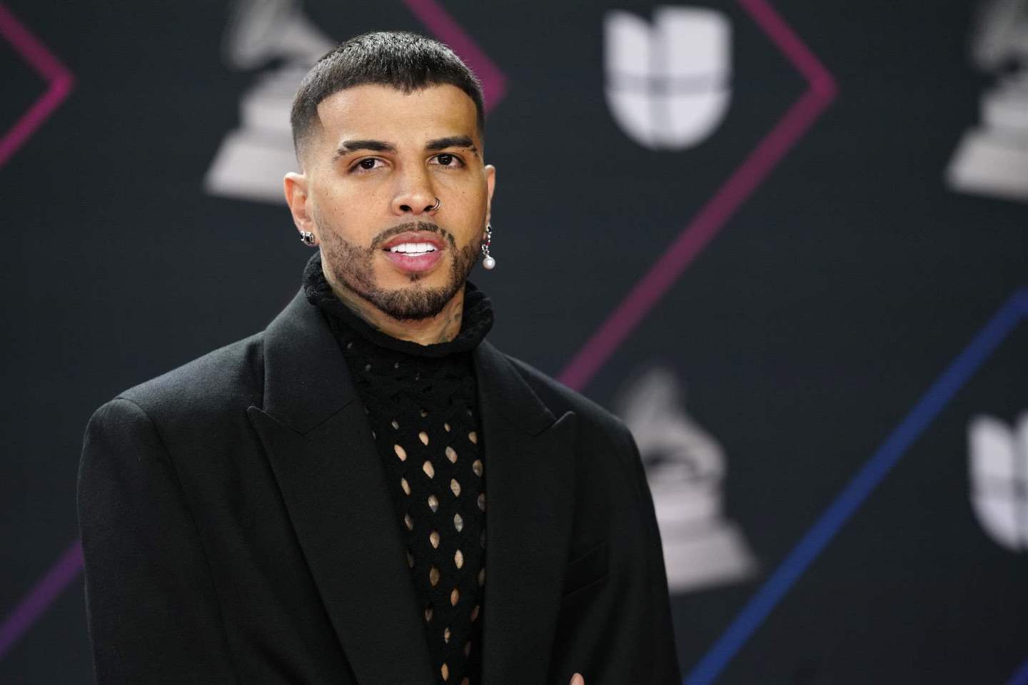 Todo sobre Rauw Alejandro, sus inicios en el mundo del reggaetón y su relación con Rosalía