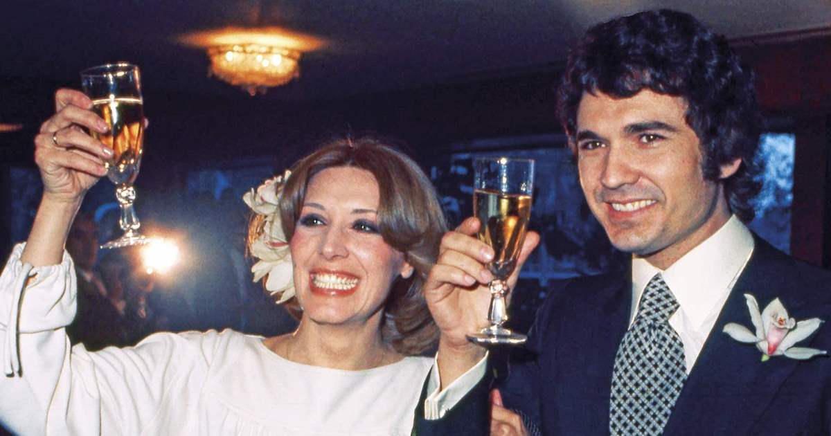 Se cumplen 46 años de la boda sorpresa de Concha Velasco con el amor de ...