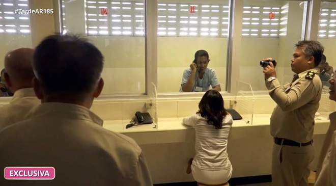 Las primeras imágenes del interior de la prisión de Koh Samui donde se ...