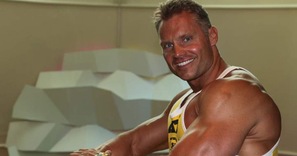 El impresionante cambio físico de Martin Mester, de 'Escenas de ...