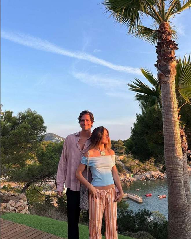 Así es Nacho, el desconocido hijo de Emilio Aragón, que se casa después ...