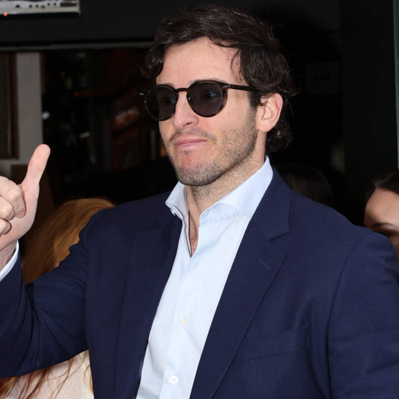 Íñigo Onieva vive su gran noche arropado por Tamara Falcó, Isabel ...