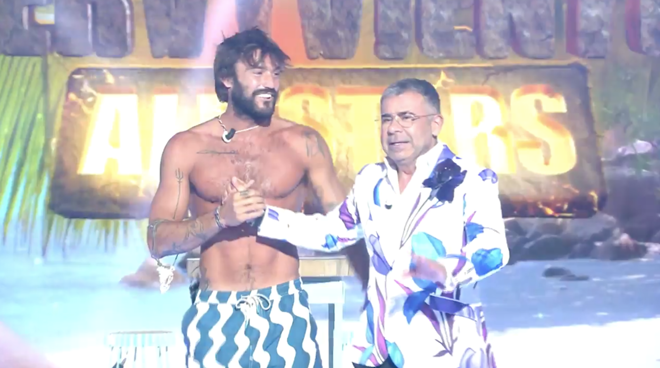 La novia de Logan Sampedro aparece por primera vez en televisión: así ...