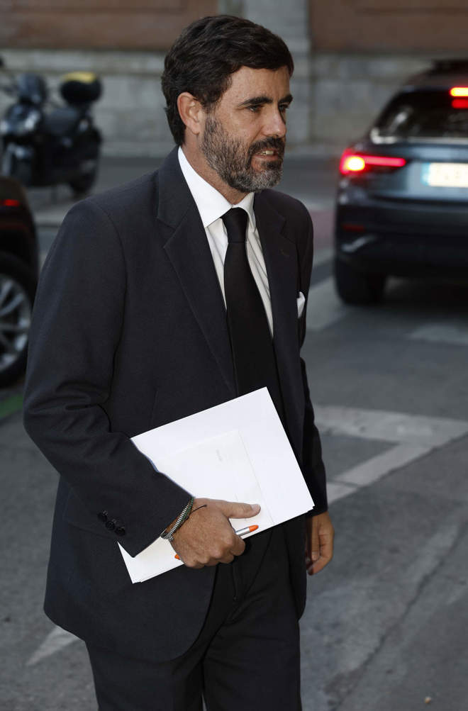 El gesto de Antonio Matos en el último adiós a Caritina y a su padre ...