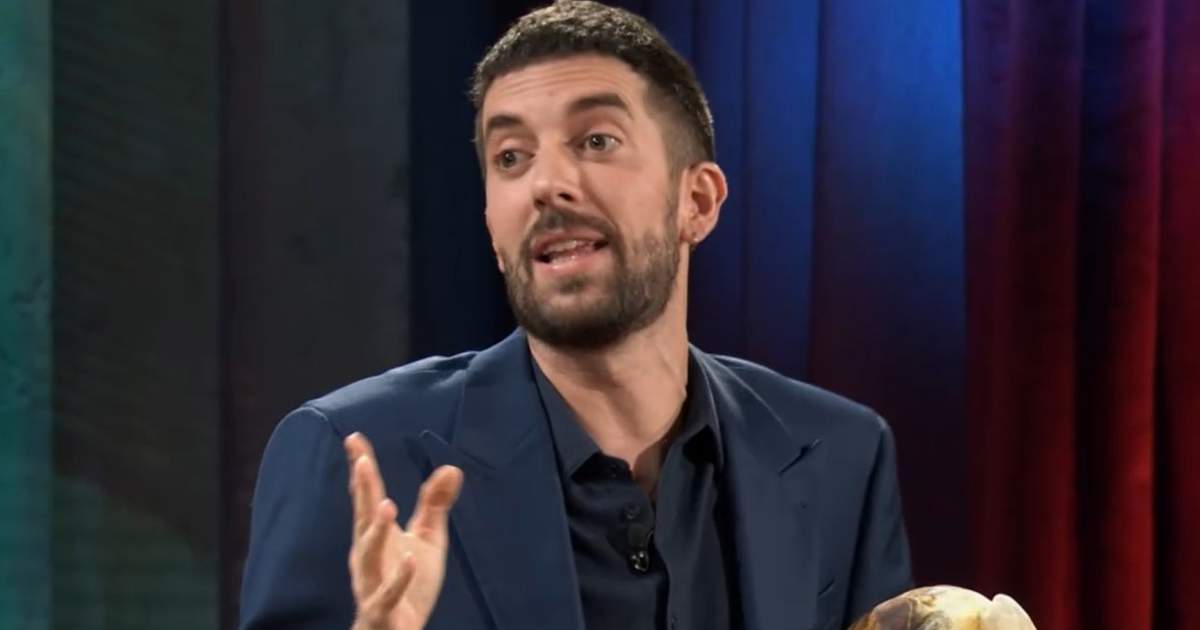 David Broncano retoma sus bromas en ‘La Revuelta’ sobre su liderato ...
