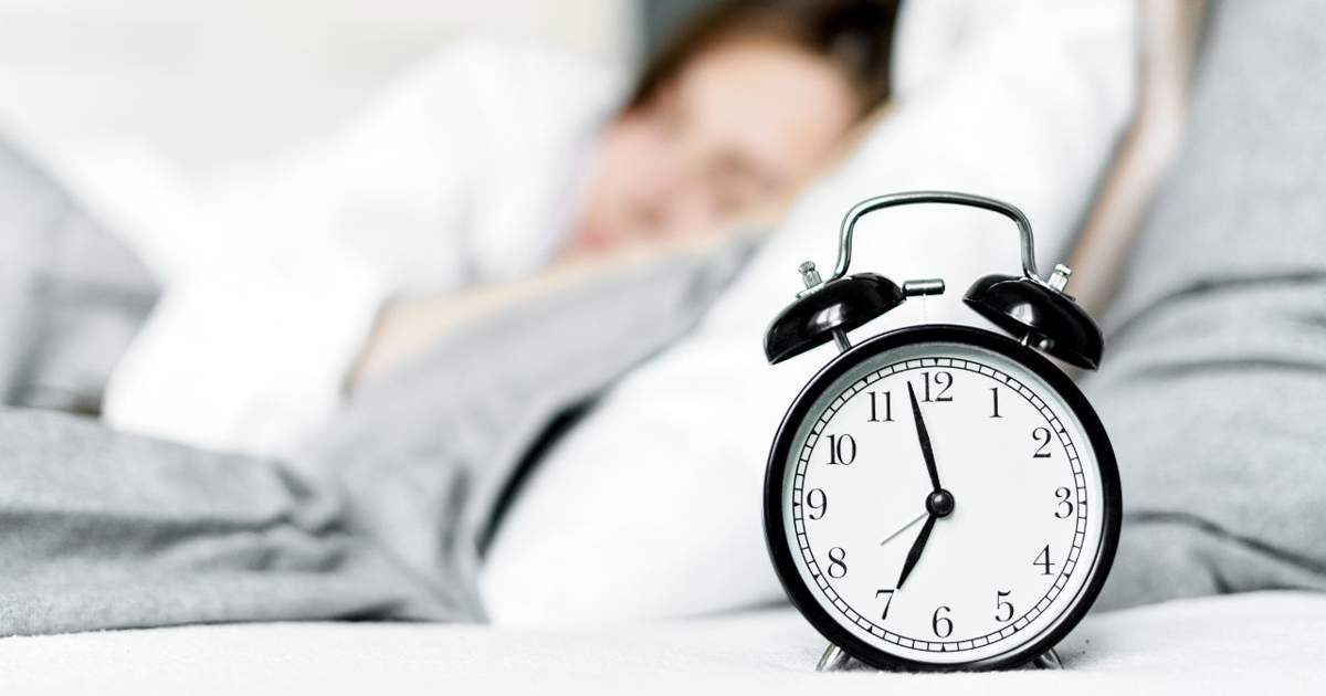 Por qué no debes posponer la alarma del despertador cada mañana, según ...