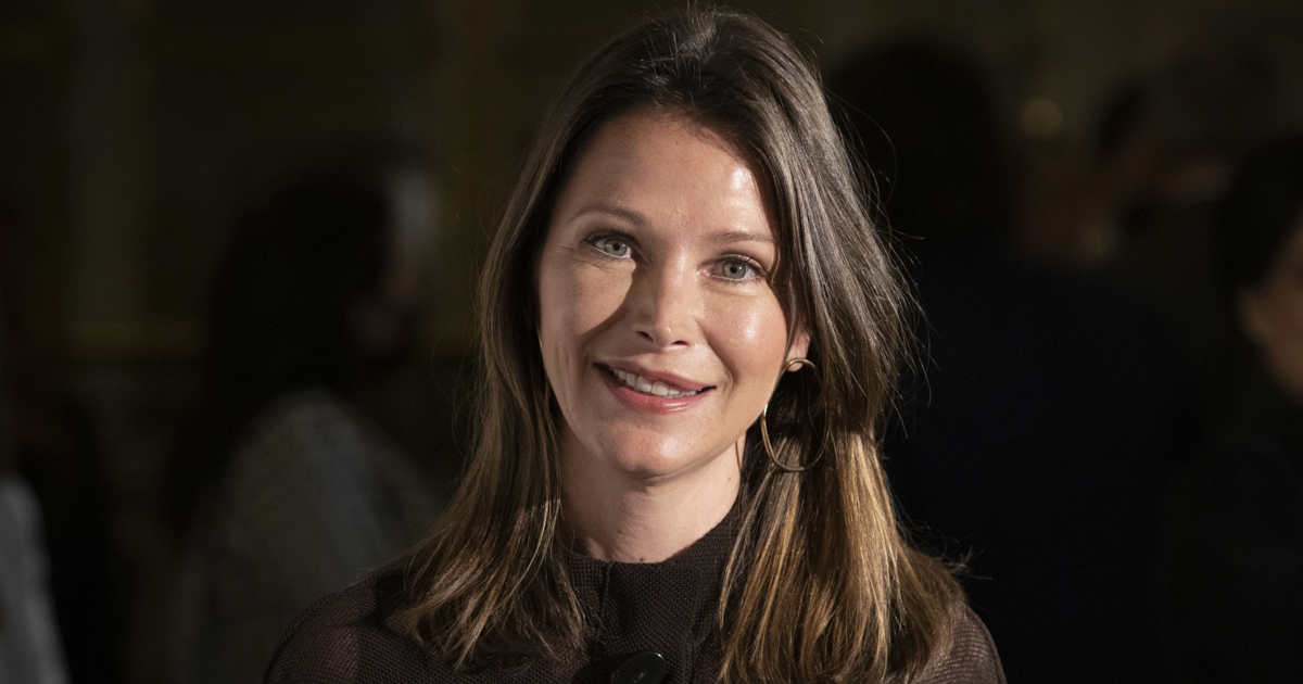 Esta es la nueva vida de Esther Doña, la viuda ‘sin herencia’ de Carlos ...