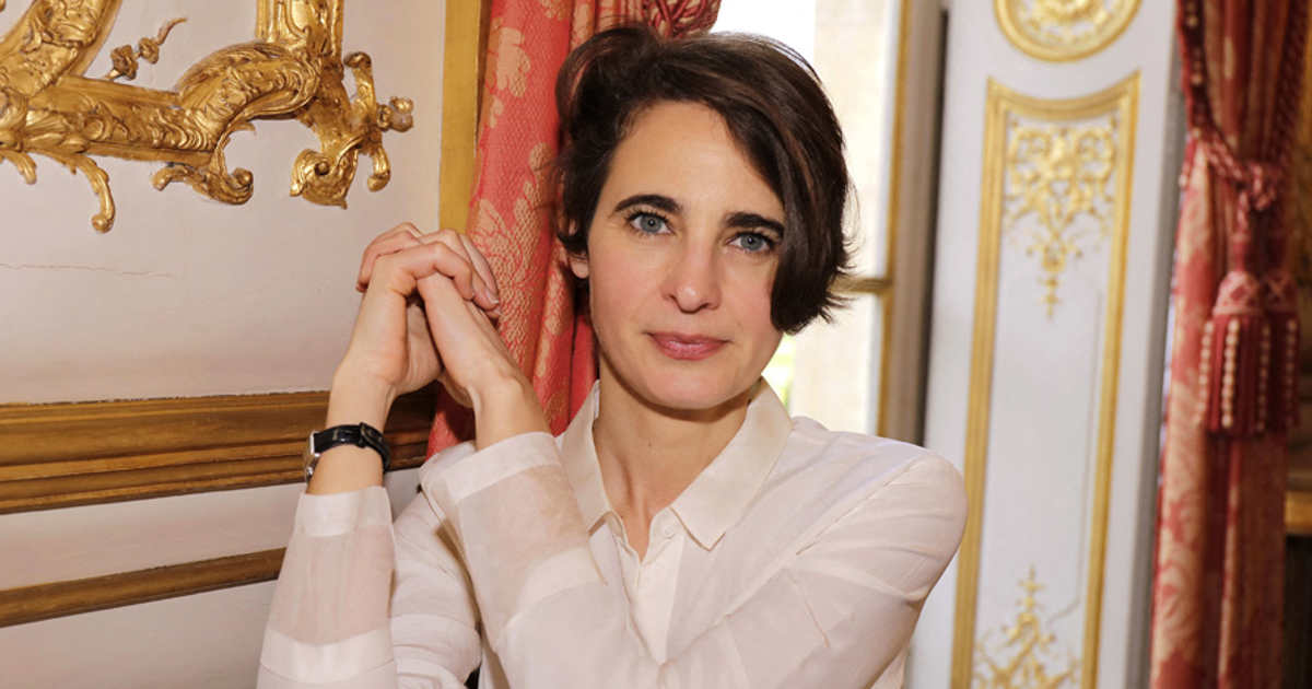 EXCLUSIVA | Pilar Eyre, experta en Casa Real: “Laurence Debray, la ...