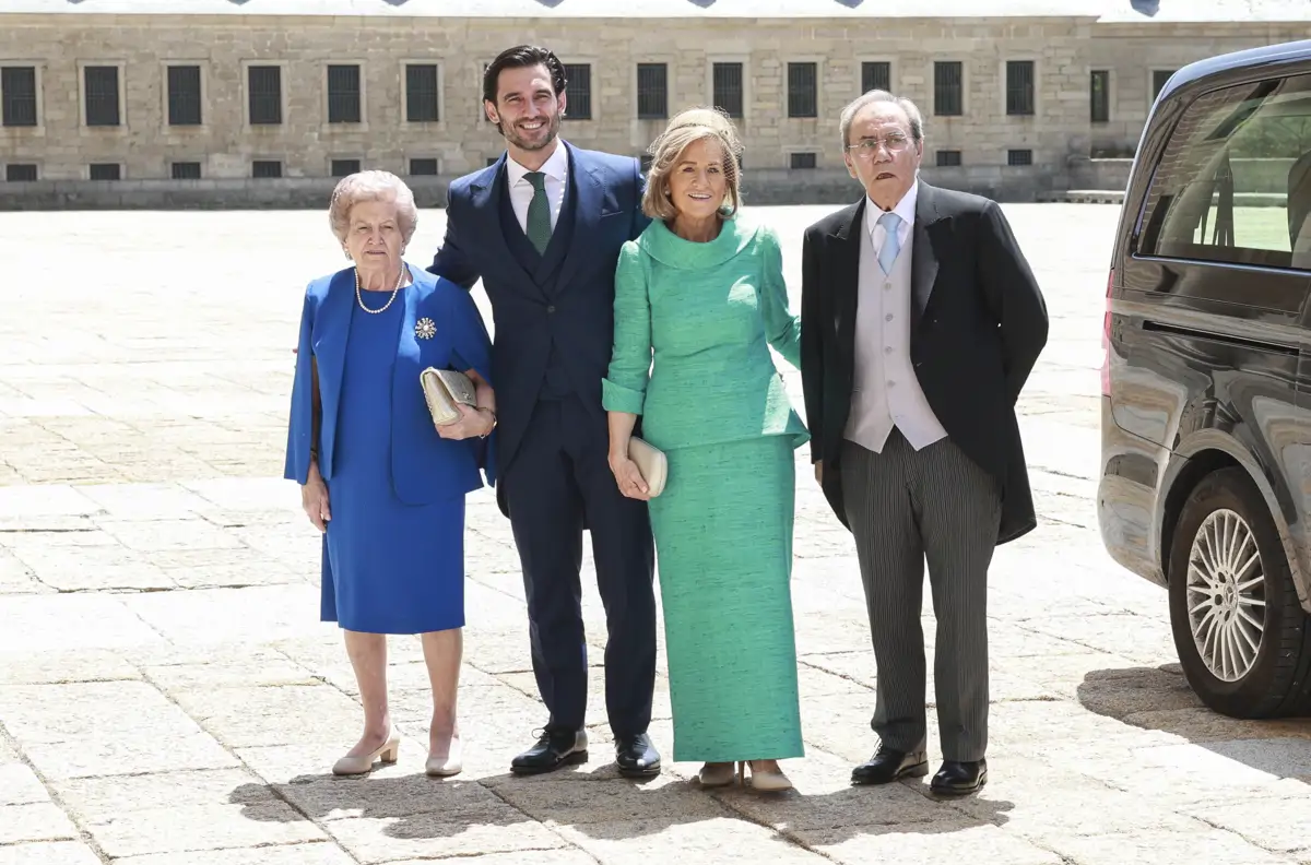 Angie Rigueiro se viste de princesa para darse el 'sí quiero' con Nacho ...