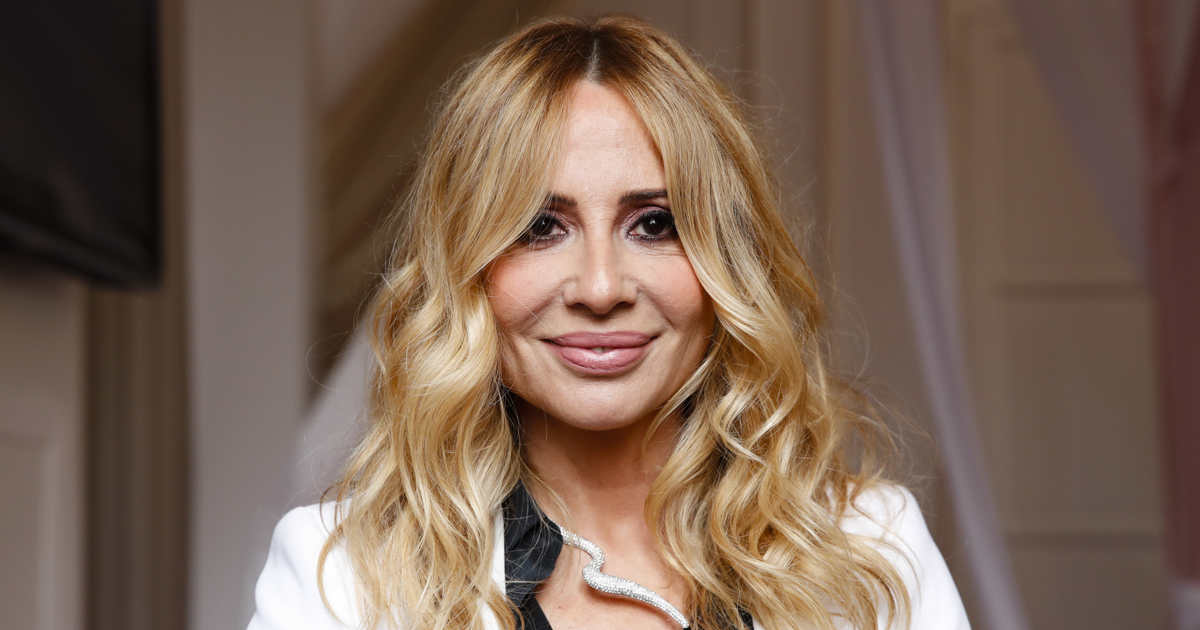 Cecile mapr video porno she had a lovely, soft real body