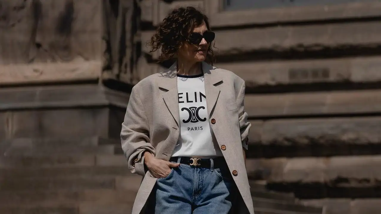 Acaban de llegar a Stradivarius y van a ser todo un éxito: los pantalones vaqueros ‘efecto ...